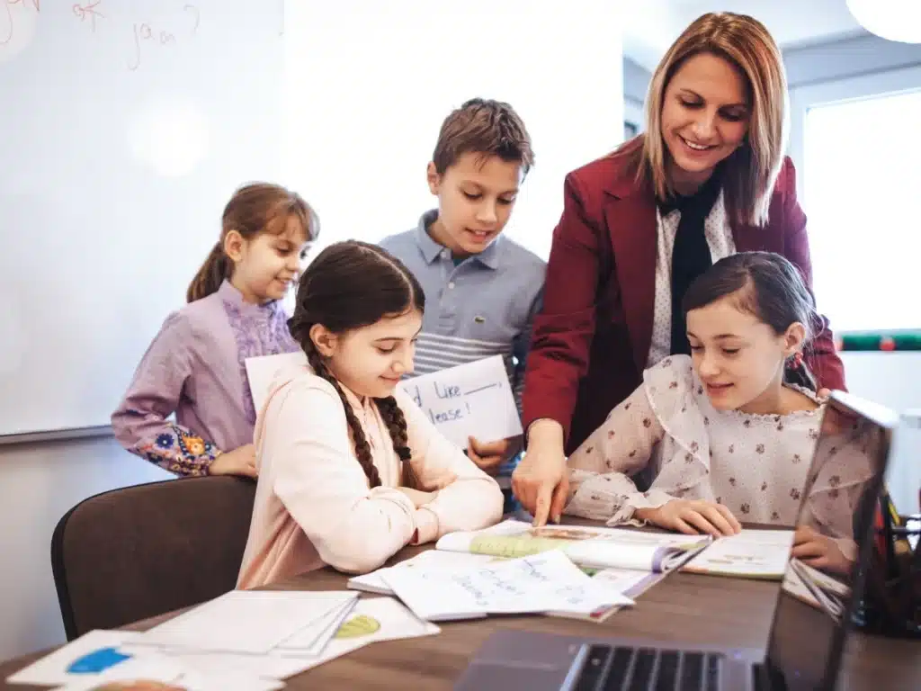 7 Classroom Team Building Games That Teach Kids Leadership