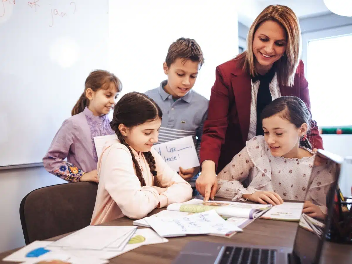 7 Classroom Team Building Games That Teach Kids Leadership